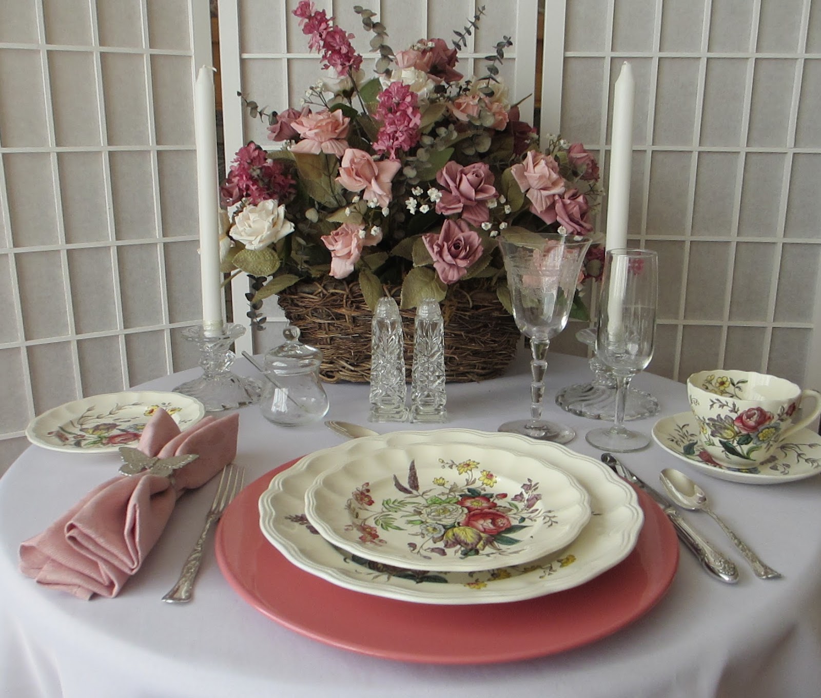 Table for One: Spode Gainsborough Spring Table