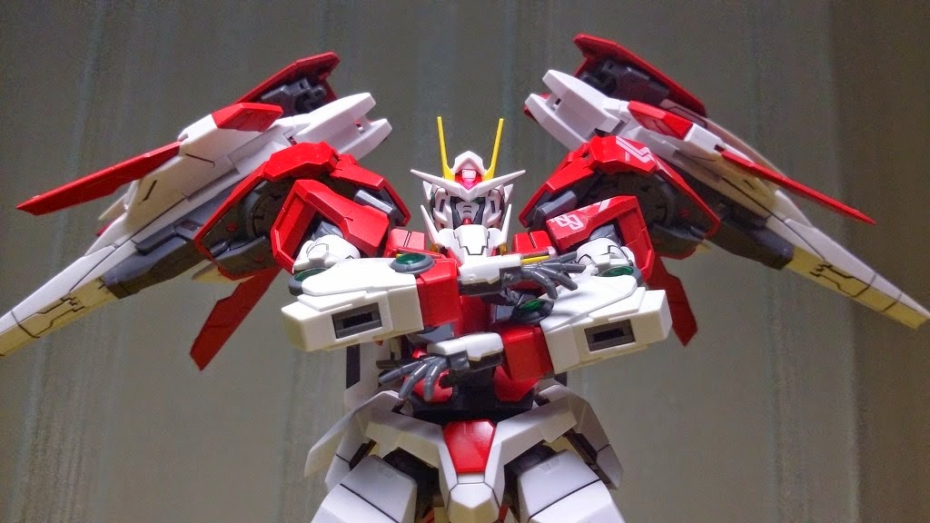 Gundam Family: RG 1/144 00 Raiser [RED] Painted Build
