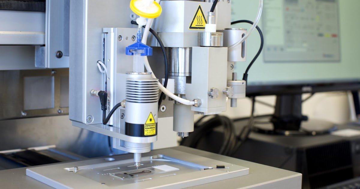 Large-scale additive manufacturing with bioinspired cellulosic materials