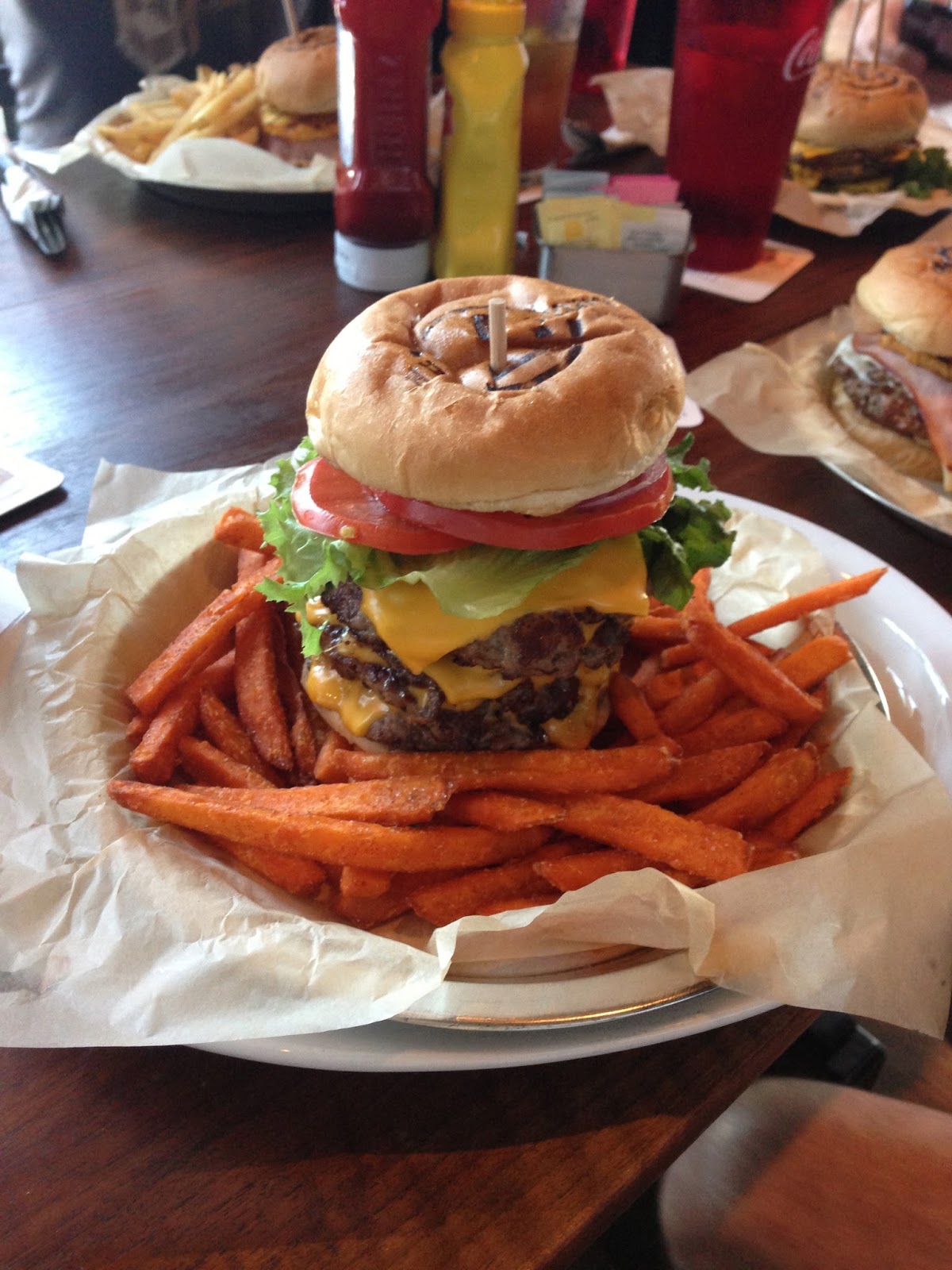 the Big Bitches Burger Club : Circle 7 Ranch - Meeting #47