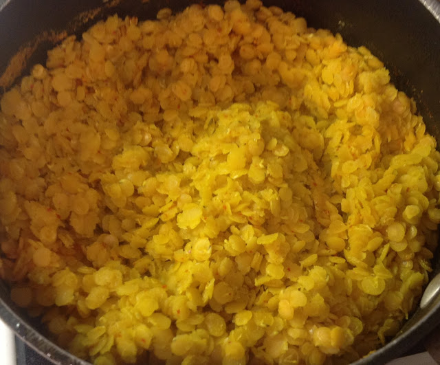 This Muslim Girl Bakes: Restaurant Style Daal