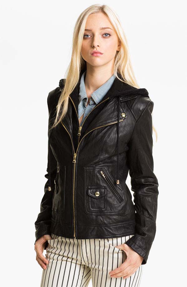 Moda Giyim: Bayan Siyah Deri Ceketler