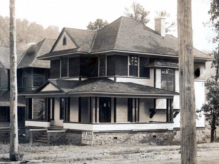 Climbing the Branches of My Family Tree: SATURDAY'S STRUCTURE - The ...