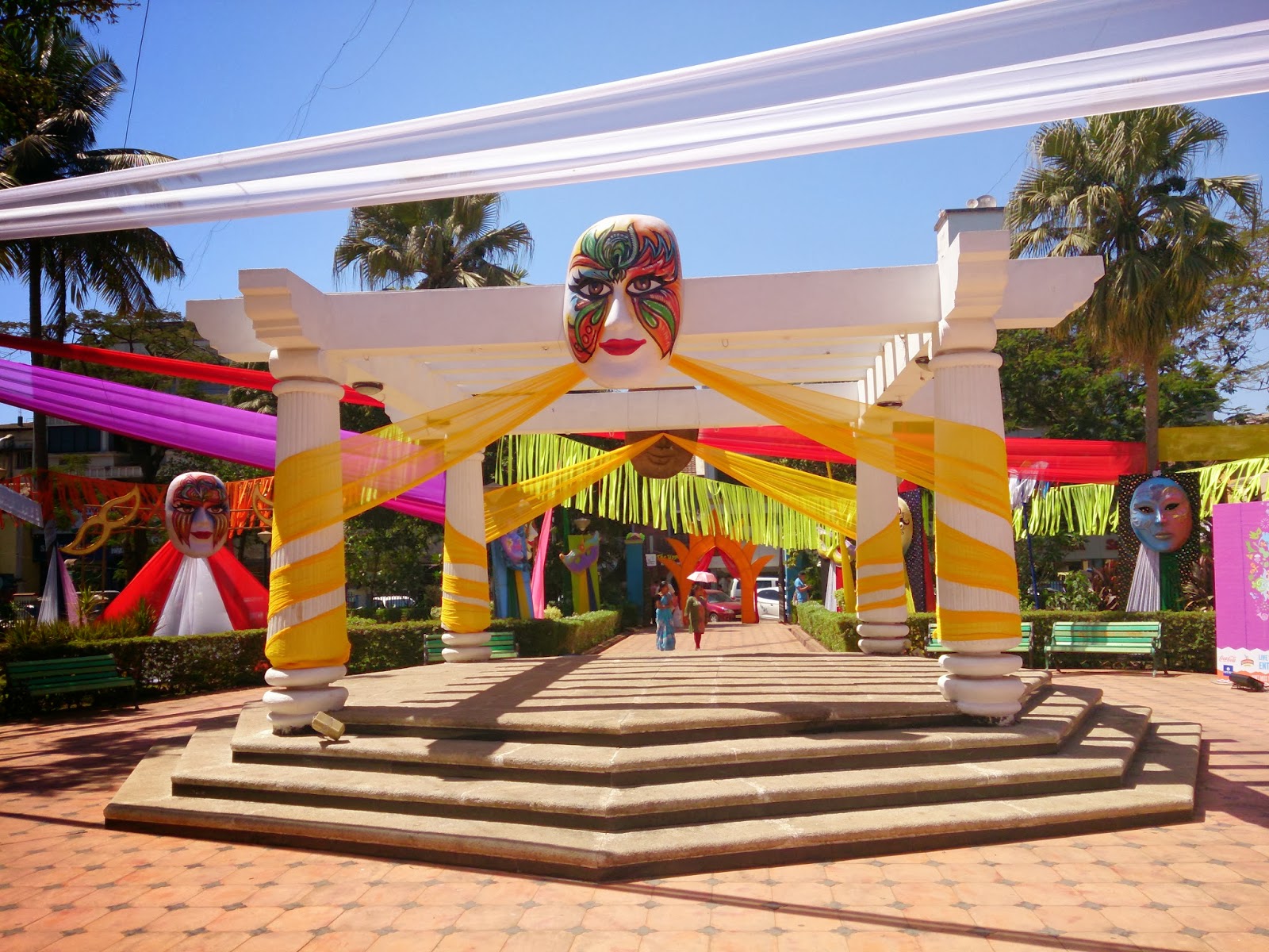 Amazing Goa: Goa Carnival 2014