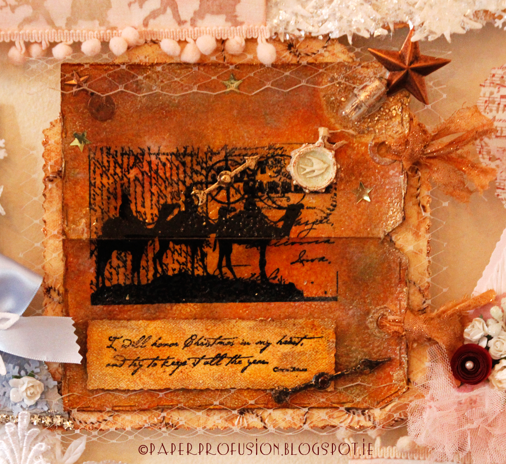 Paper Profusion: A Christmas Tree