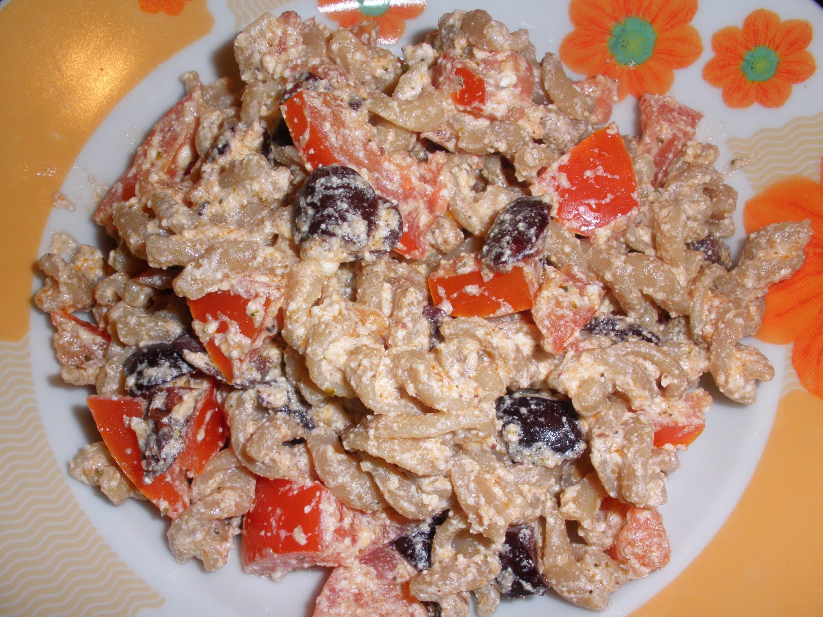 Come to cook: Ζυμαρικα ολικης αλεσης με μυζηθρα,ντοματα και ελιες