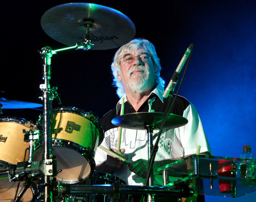 ROYAL TRILOGY: GRAEME EDGE: LA FUERZA DETRAS DE LOS MOODY BLUES