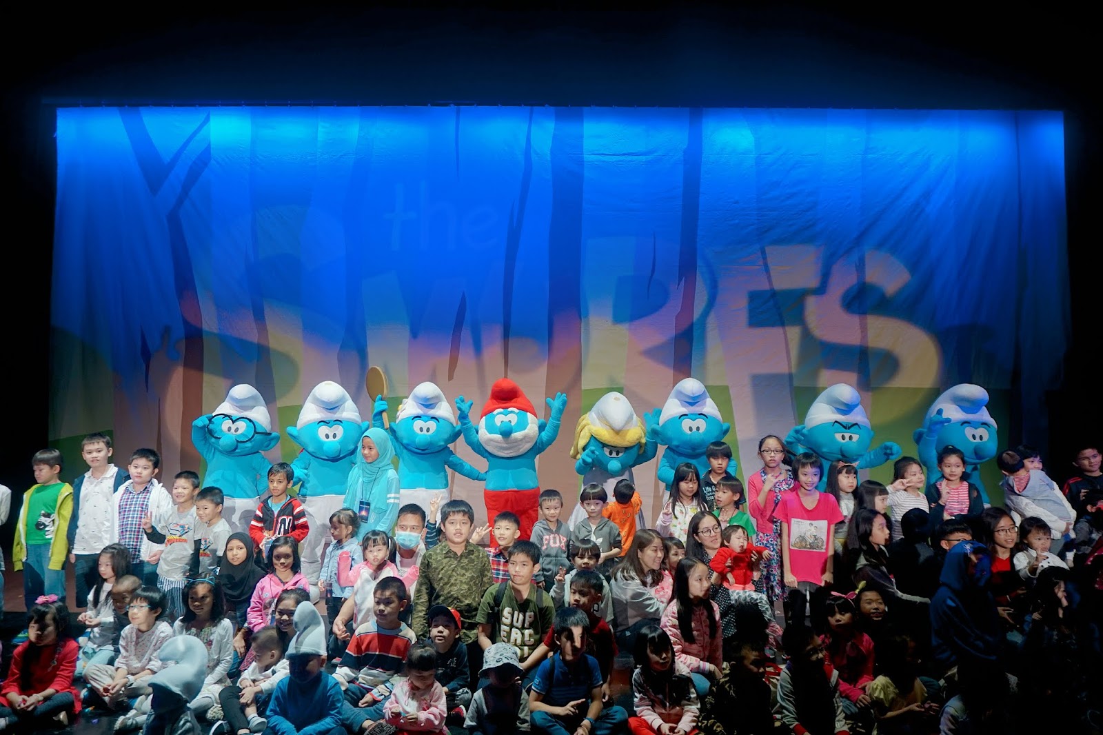 The Smurfs Live Performance at Resorts World Genting | Snowman · Sharing
