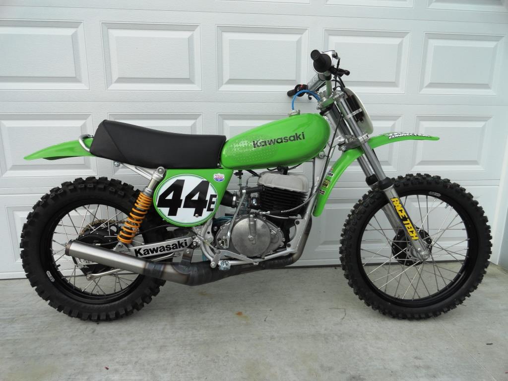 Blood Falcons: KX400.