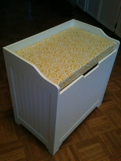 {living life lakeside}: DIY: Storage Bin Bench