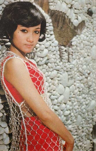 Lirik Lagu Nostalgia - Gunung Fujiyama - Titiek Sandhora | Lirik Lagu ...