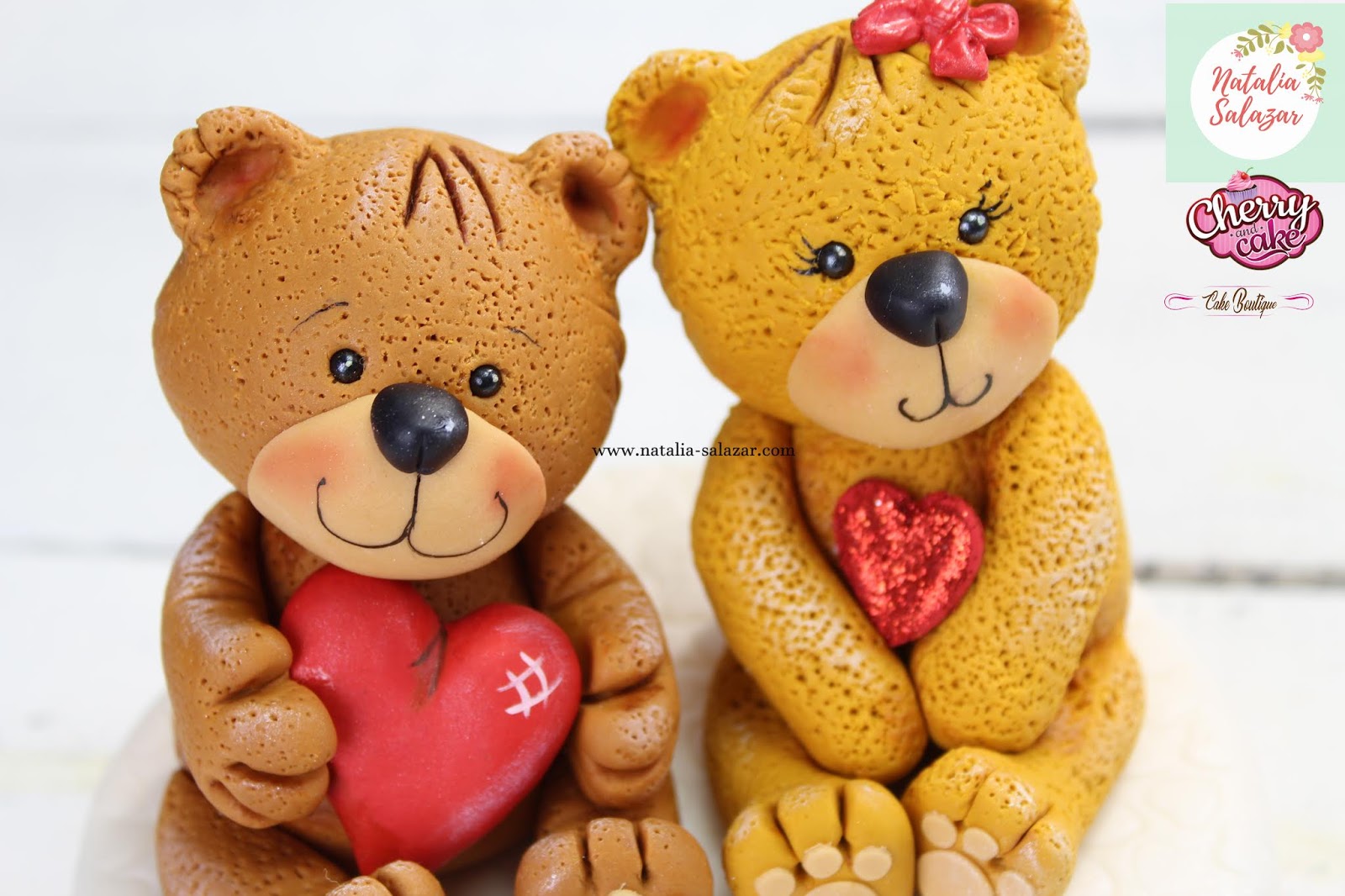 Cómo modelar osos en fondant y RKT