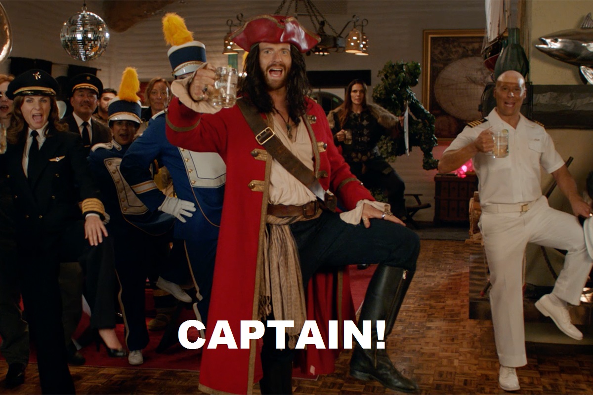 Go You Fucking Habs Go !: Shea it ain't so! The captain is back ...