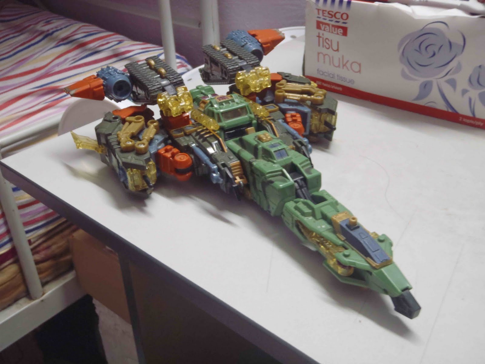 New Planet Cybertron: Transformers Review: Scorponok (Energon Ultra-Class)