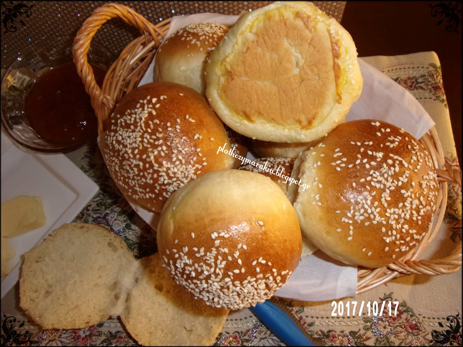 ΠΛΑΘΩ ΖΥΜΑΡΑΚΙΑ ΜΕ ΤΑ ΔΥΟ ΧΕΡΑΚΙΑ ..: BRIOCHE ΓΙΑ BURGER ΑΦΡΑΤΑ