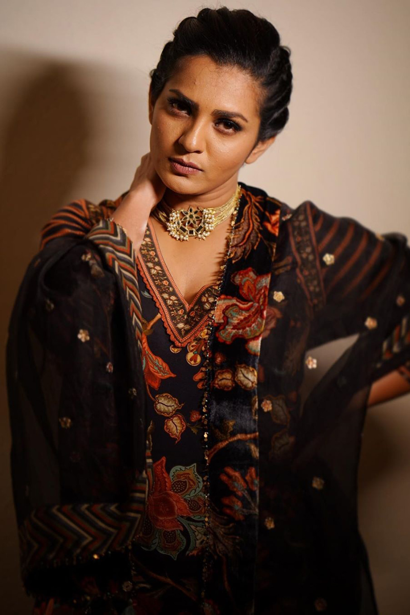 Actress Parvathy Menon (Parvathy Thiruvoth) Latest Stills