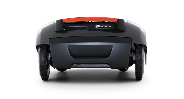 NeWs YoU CaN UsE: World's First Fully Automatic Lawn Mower