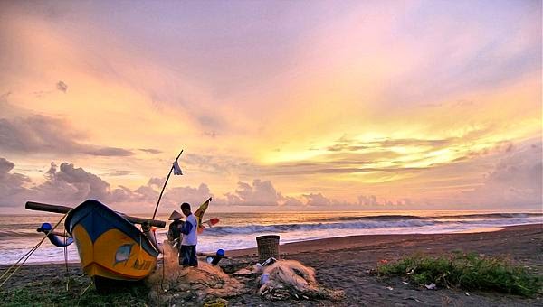 PANTAI PANDANSIMO BANTUL | Garda Tour & Travels