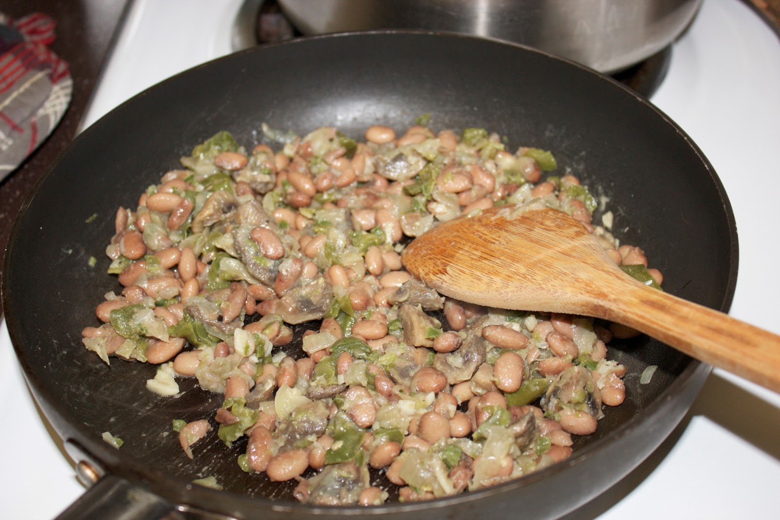 I Love to Eat Vegan!: Leftovers: Quesadilla and Fidello