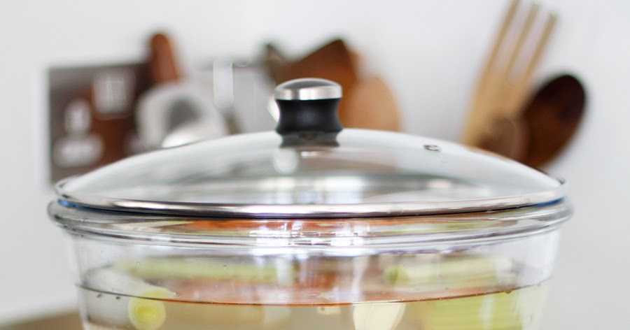 Nourish me lovingly: The mighty bone broth (GAPS, SCD, PALEO)