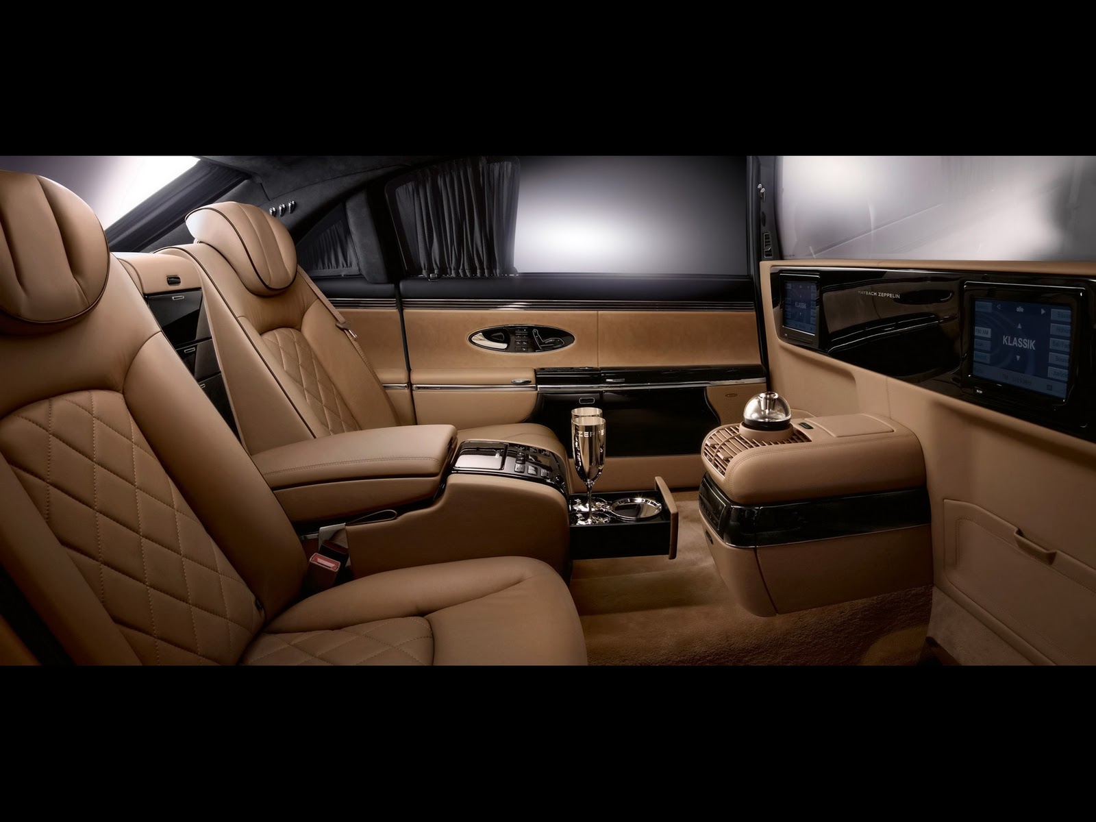 Passion For Luxury : Maybach 62 - Excellence Refined