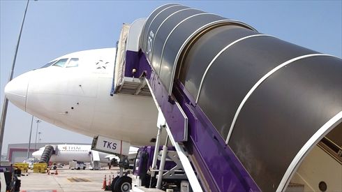 タイ国際航空ロイヤルファーストクラス バンコク→東京羽田 TG660搭乗記