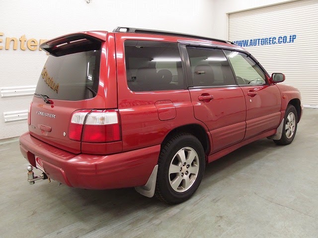 19608ACN6 - 2000 Subaru Forester S20 4WD for Tanzania to Dar es salaam ...