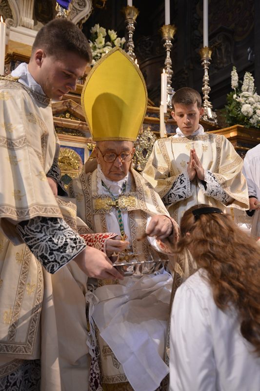 A Catholic Life: The Cutting of the Hair During an Investiture