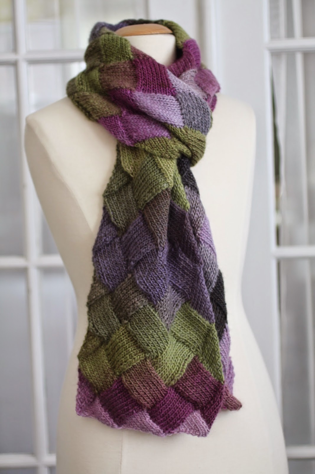 Brooketrout Designs: Entrelac Scarf