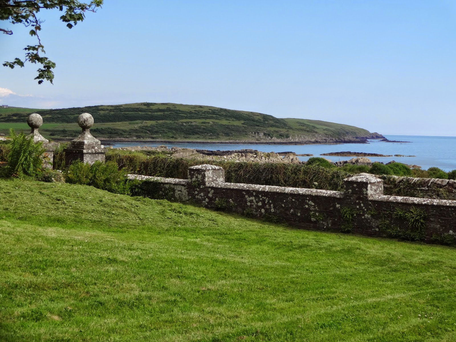 CUBO ET EXCUBO: Coo Palace, Borgue