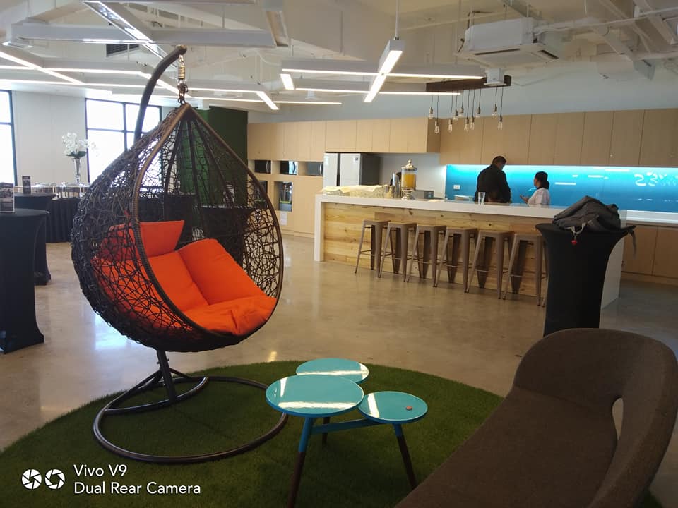 The Space and People at KMC Solutions - KUMAGCOW.COM