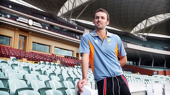 Nathan Lyon Profile and Pictures - The Sport and Football Report