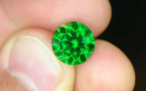 Scavenge Bliss: Gemology - Russian Demantoid