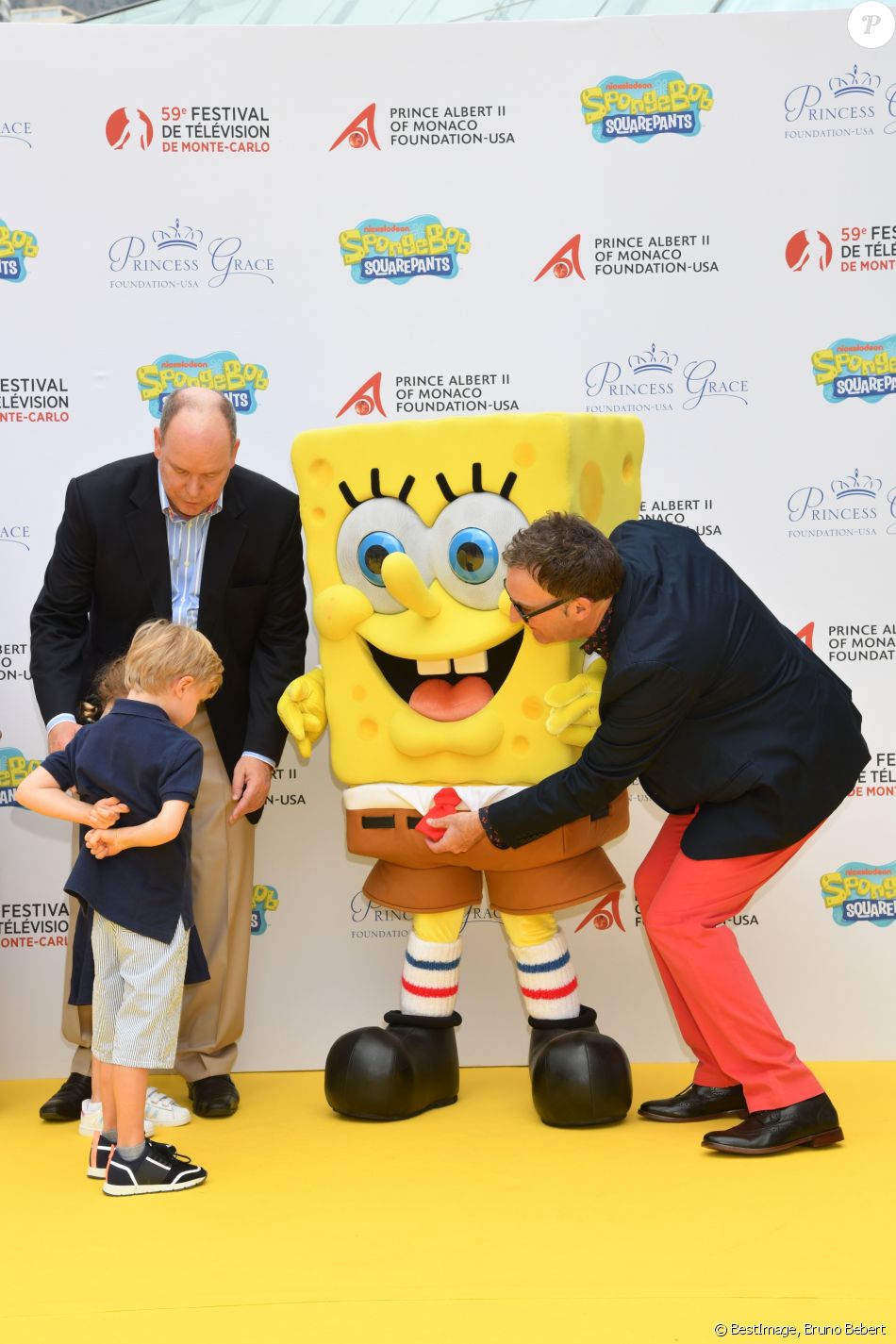 NickALive!: By Royal Appointment: SpongeBob SquarePants and Patrick ...