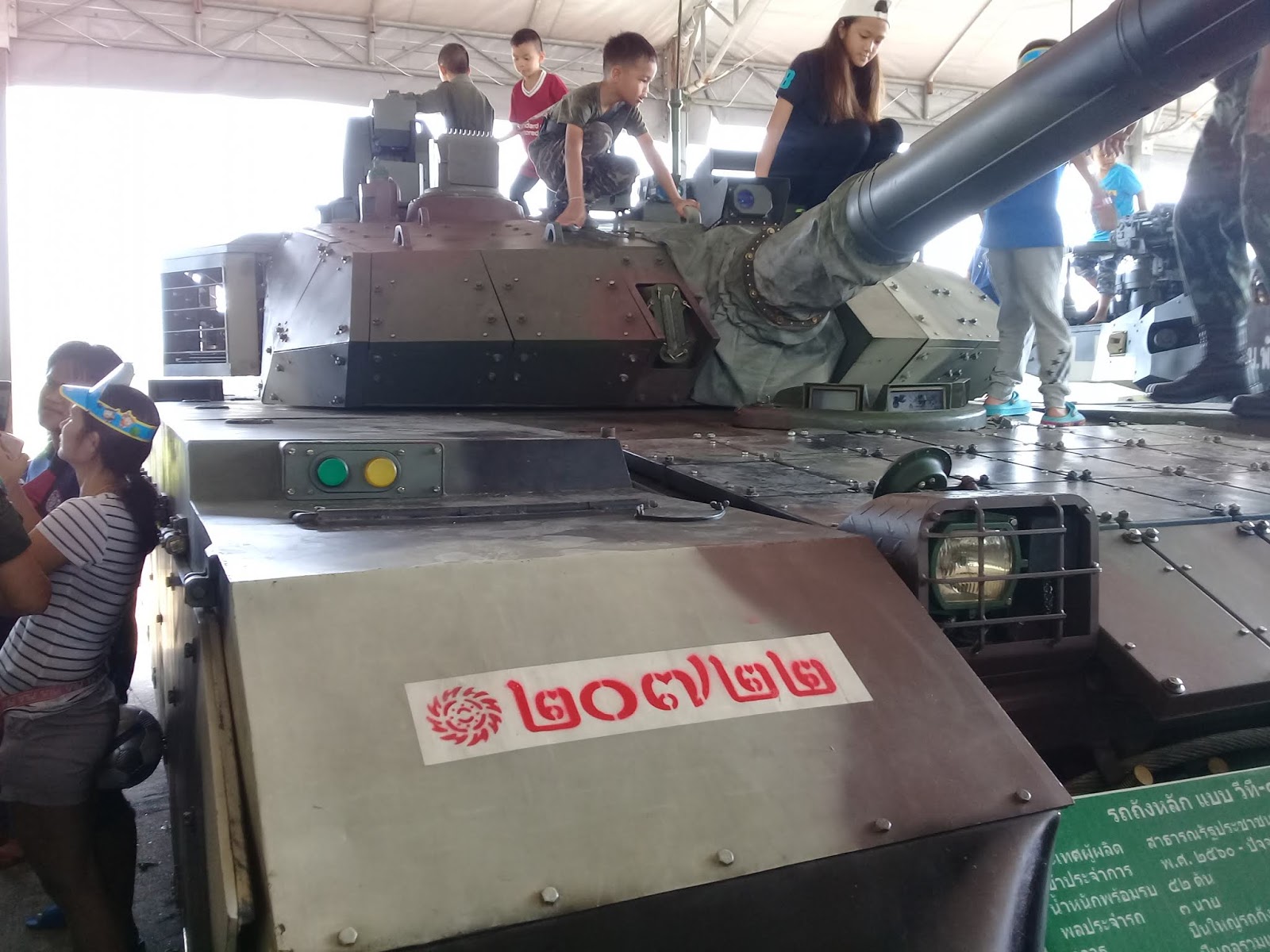 THAIDEFENSE-NEWS: Close Up : Oplot-T ,VT-4 ,M60 A3 (TIFCS) - Royal Thai ...