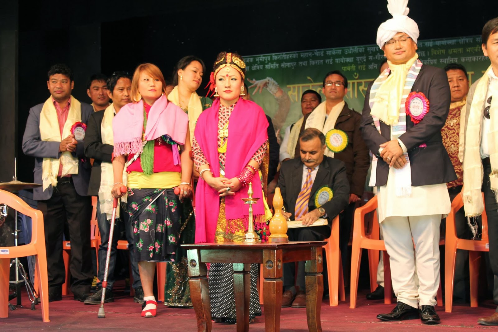 Sakela Udhauli 2013: Sakela Dance pictures second-Kirat Rai yayokkha uae