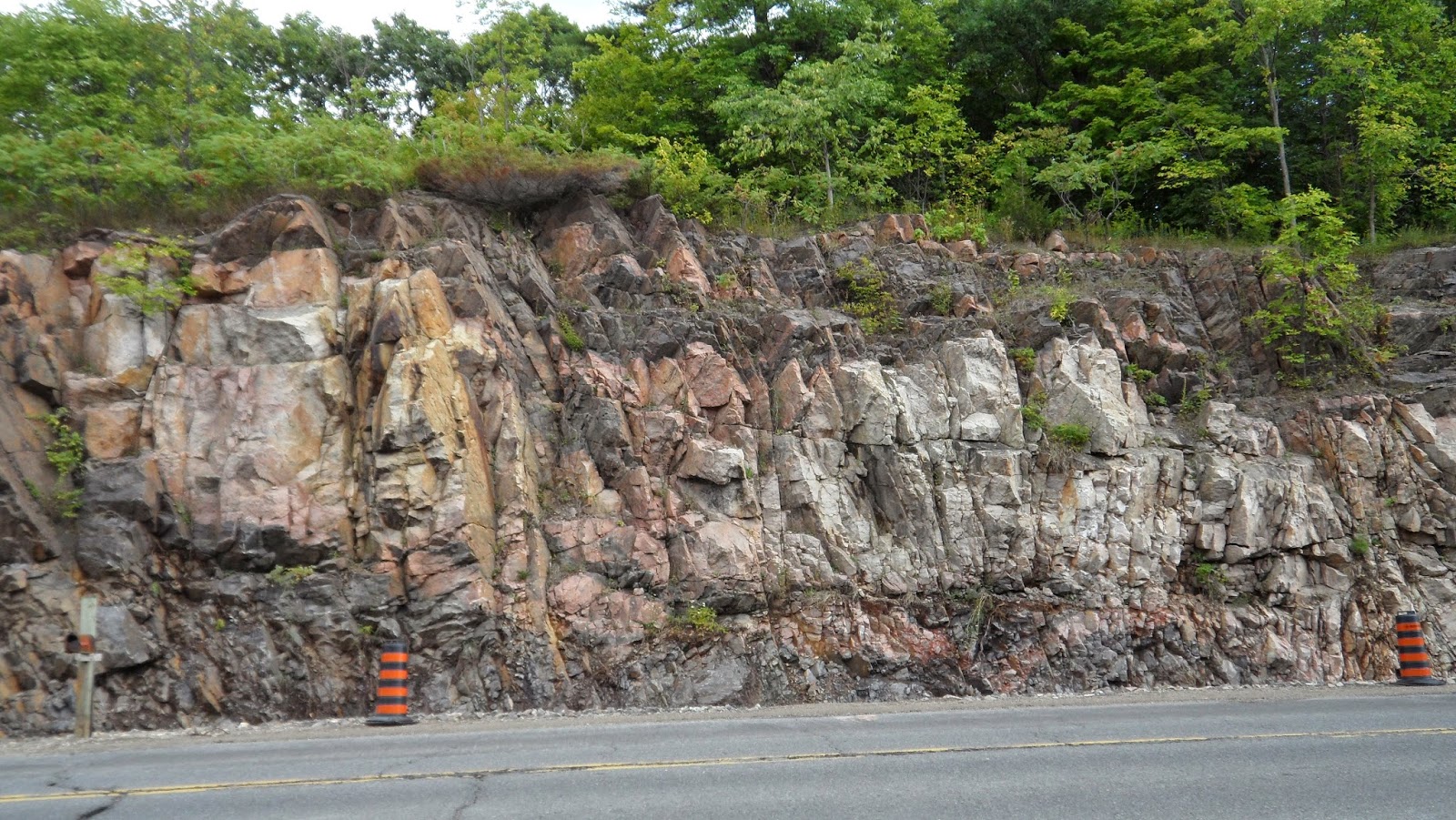 Fossils and Geology of Lanark County, Ontario: Blasting of Outcrops ...