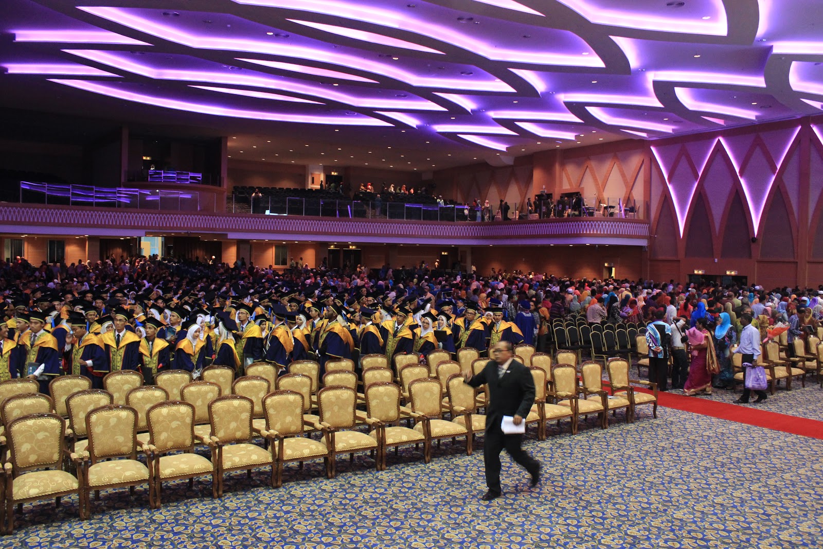 Miss Myzatul: 5 STAR convocation at UTHM..