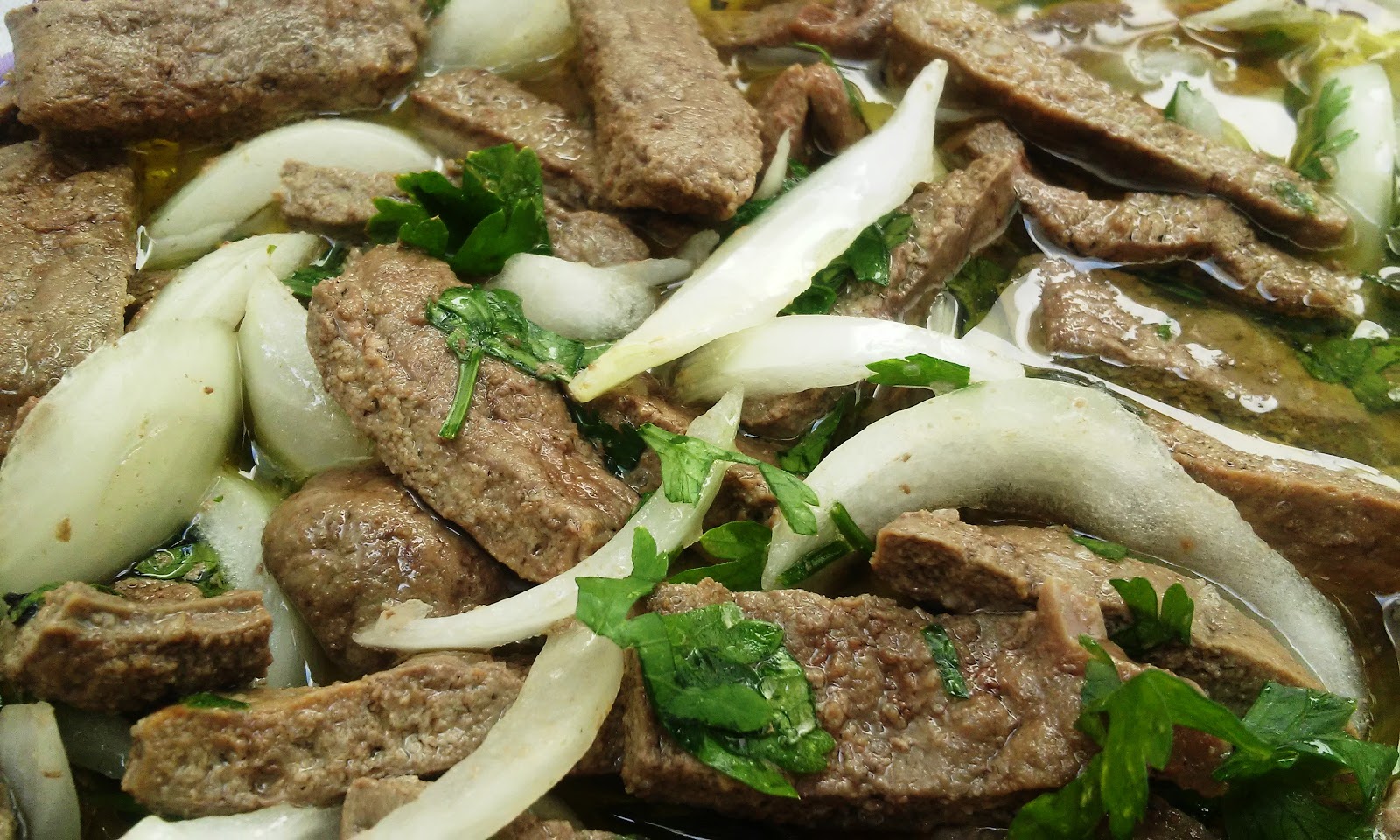 Asadura ( Hígado de Cerdo ) Aliñada. Muelle del Tinto