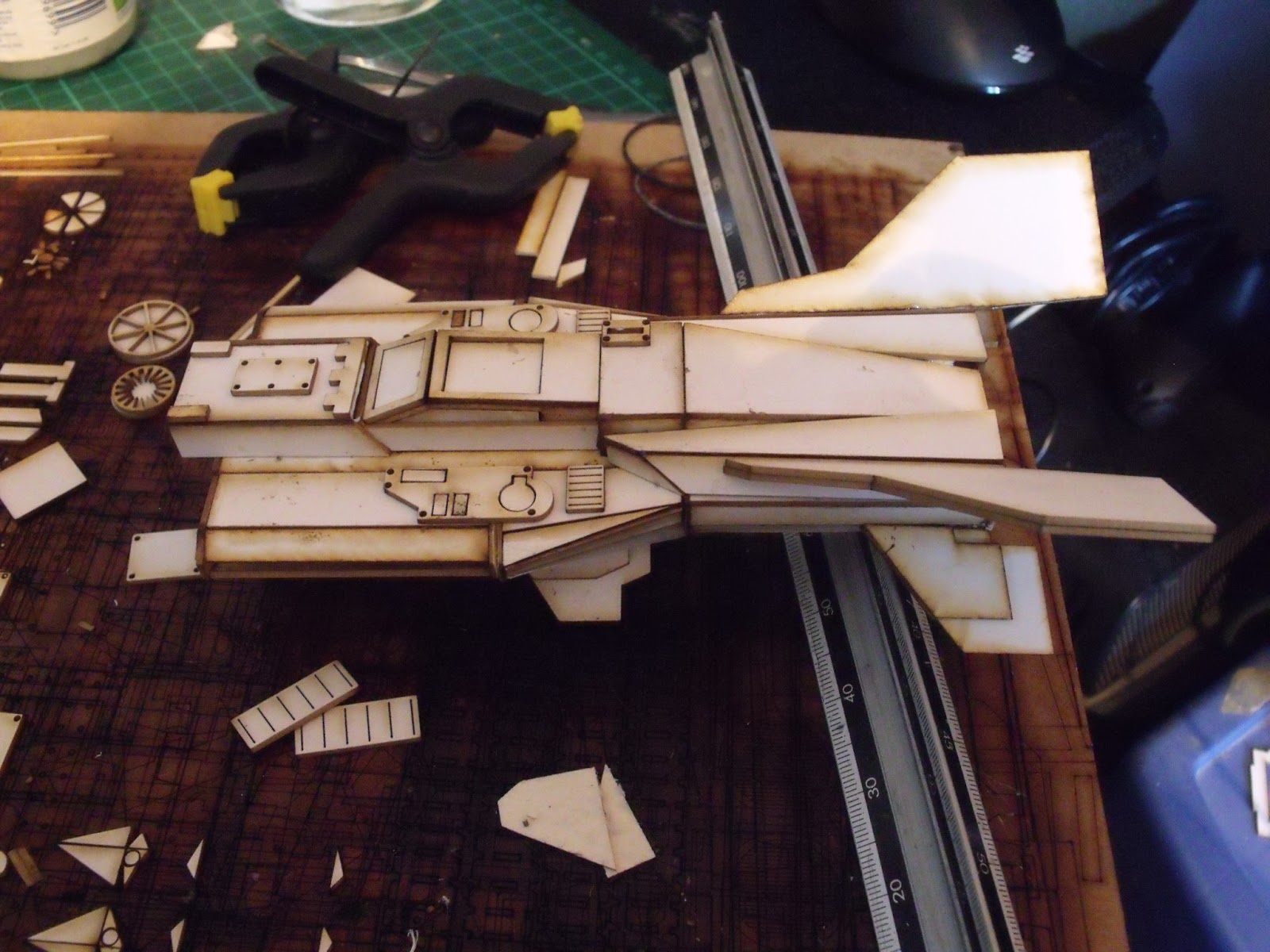 Limited Edition Warhammer models: Warhammer papercraft model - scratch ...