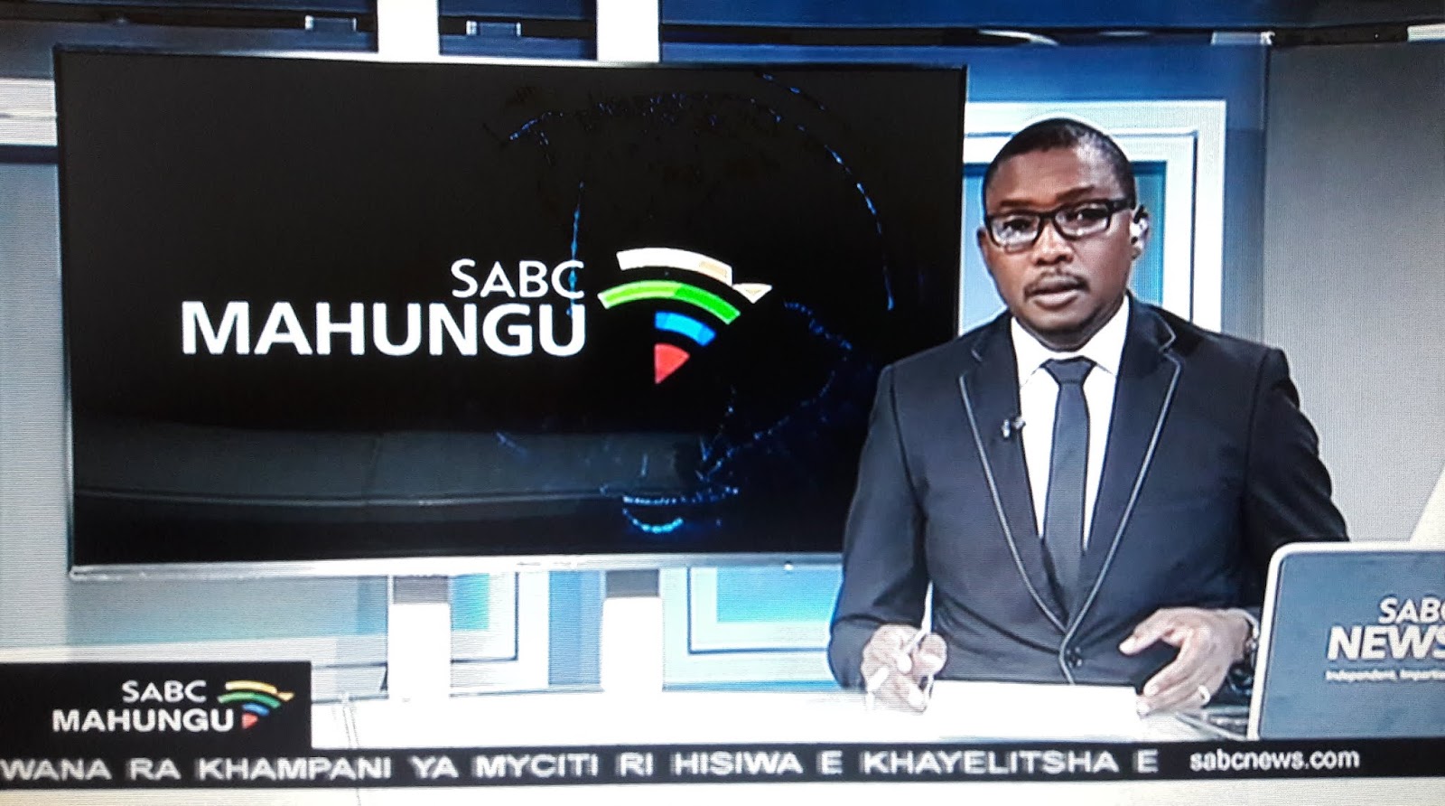 TV with Thinus: SABC staffers to wear black on Wednesday in 'mourning ...