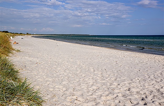 Björns tanke- och fotoverkstad: Strandbad med vit sand