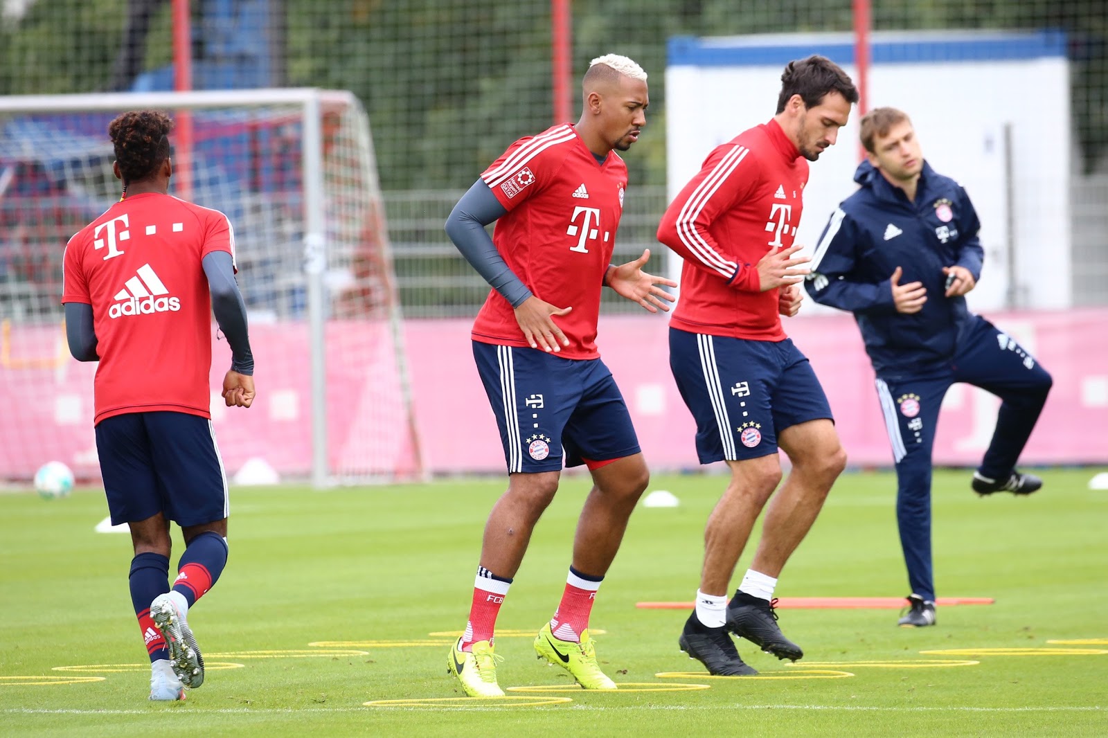 Perfect Images - Hummels and Neuer Reveal Adidas Predator 2018 Boots ...