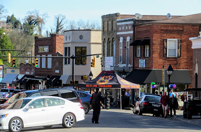 Big Daddy Dave: Music and Party Time in Loudon Tennessee