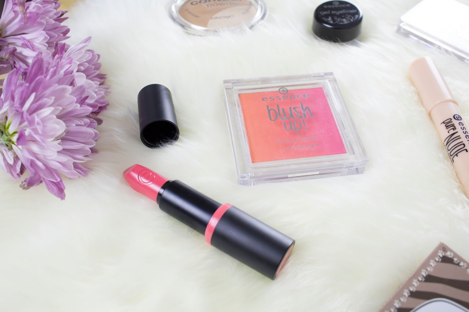 8 Steps to a Back-to-School-Proof Makeup Routine - Miles + Smiles