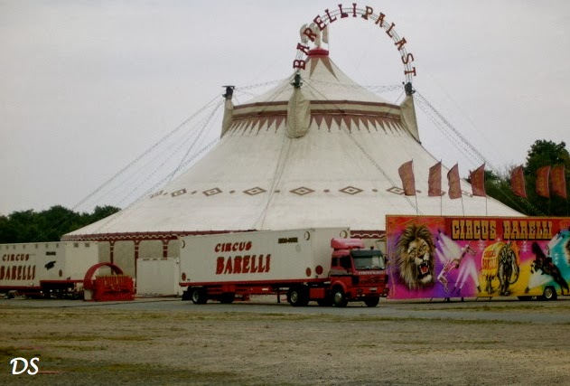Norberts Internationale Circuswelt: Circus Barelli in Berlin 2005