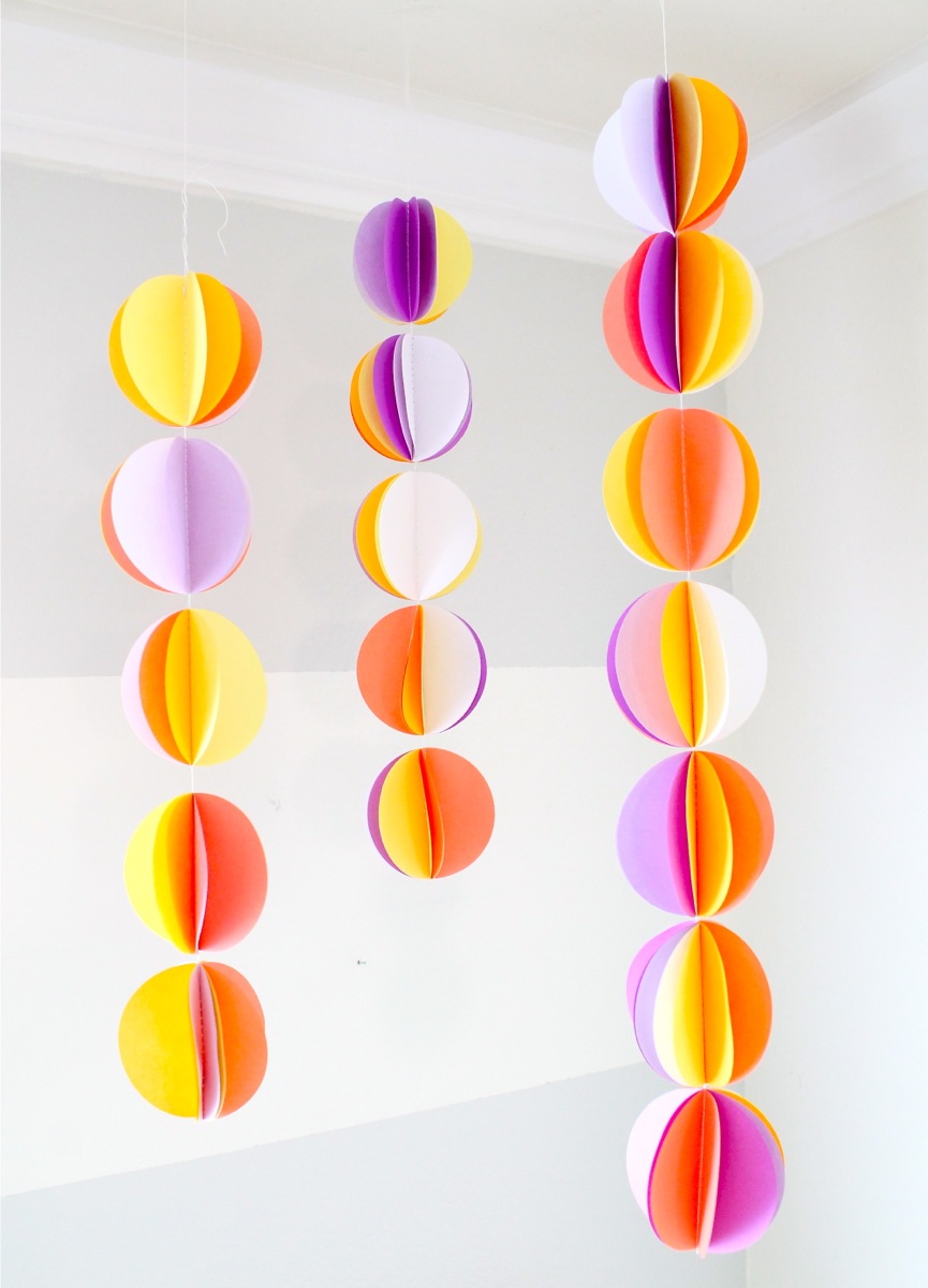 Paper Ball Chains - MADE EVERYDAY