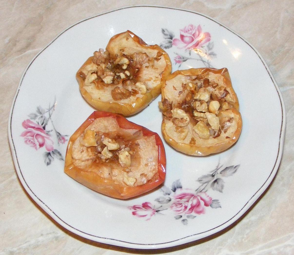 Mere coapte Retete desert de post | Preparatedevis.ro