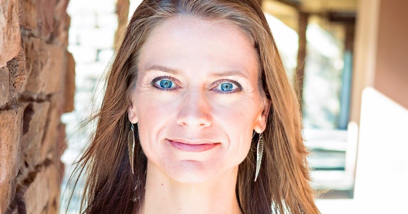 YA Squad: Friday Spotlight On... Lynn Rush