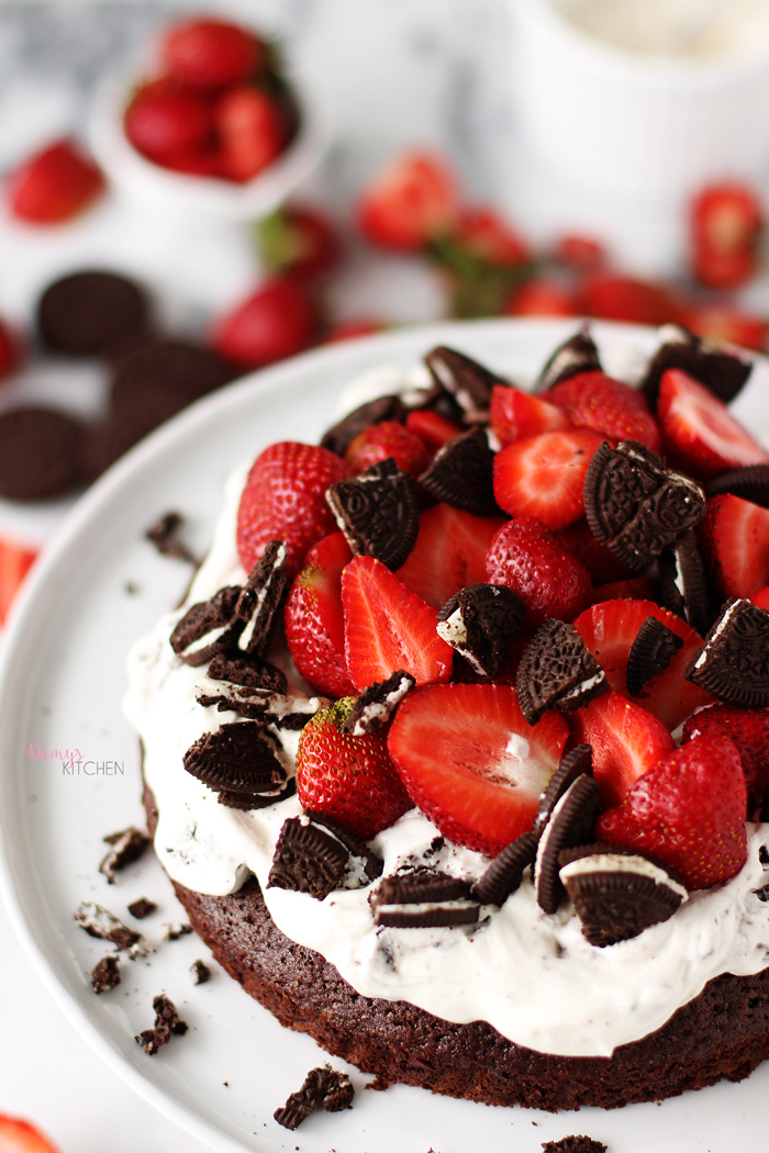 ÇİLEK VE OREO'LU PASTA - Damy's Kitchen